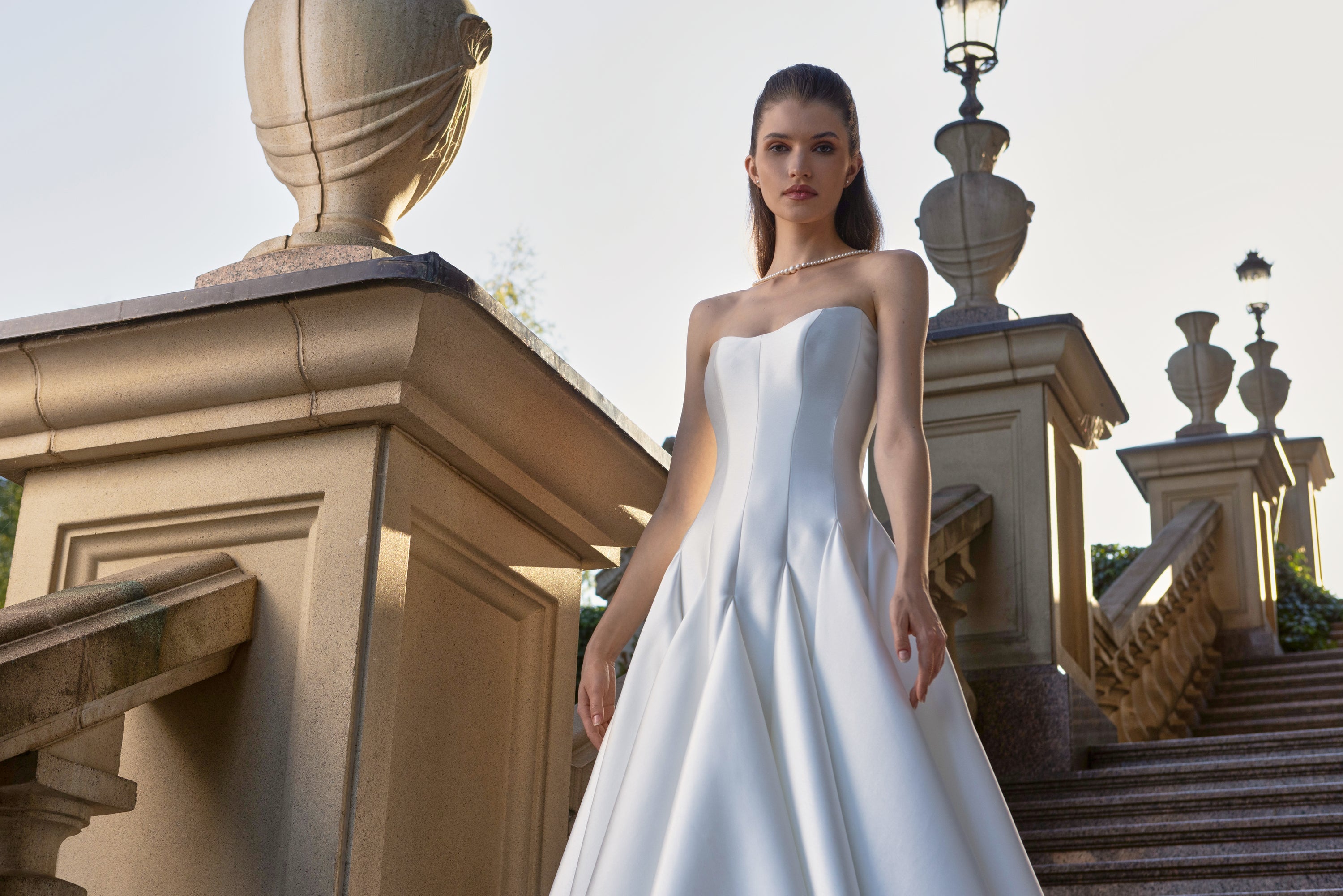 Unona - wedding and evening dresses